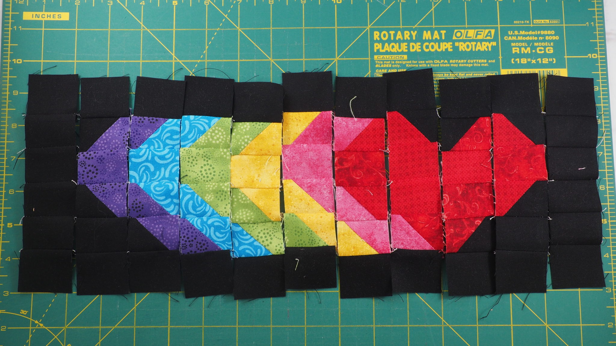 Shooting Hearts Mini Quilt Tutorial - Create with Claudia