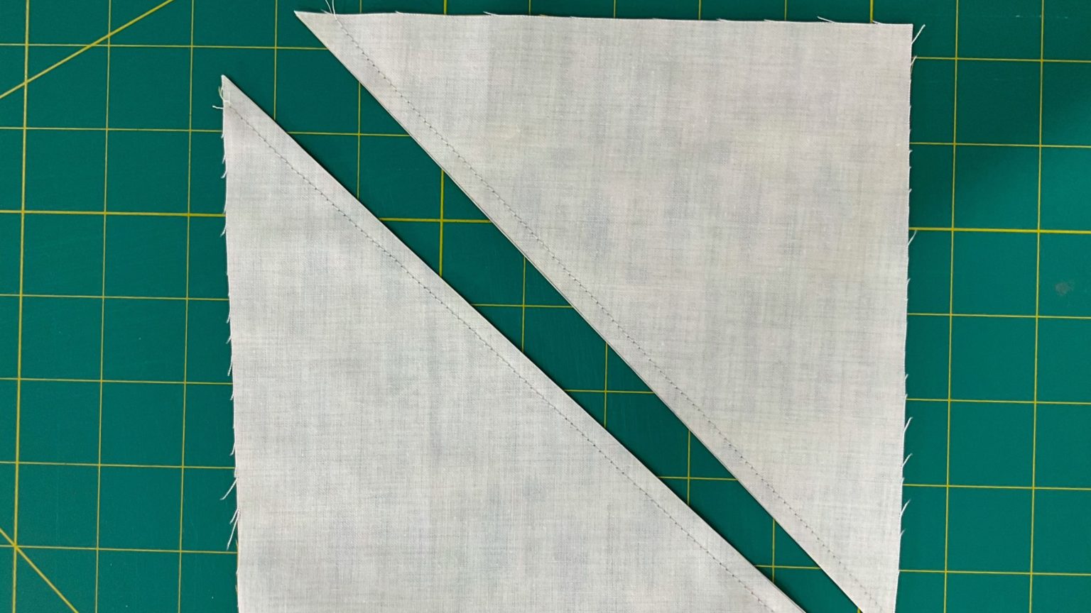 How to Make A Greek Cross Quilt Block - Create with Claudia