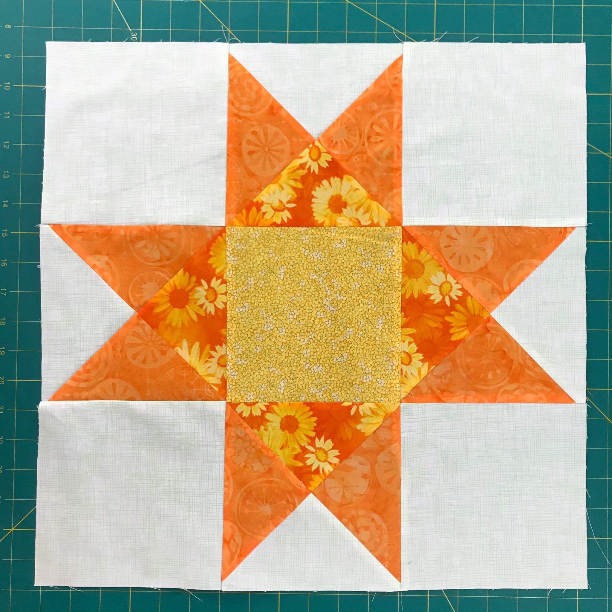 How to Make a Large Ohio Star Quilt Block - Create with Claudia