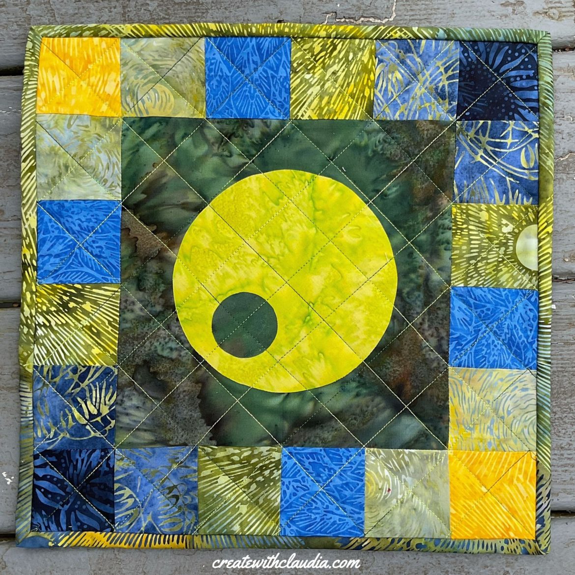 Bubble Tea Mini Quilt Tutorial - Bubble Tea - Create with Claudia