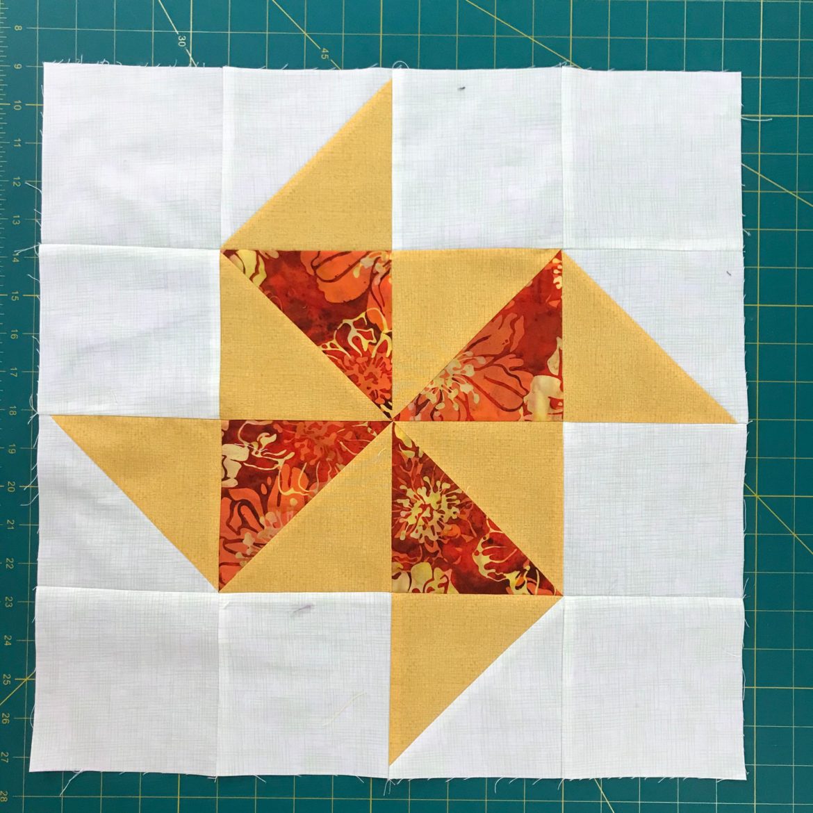 How to Make a Large Flying Pinwheel Quilt Block - Create with Claudia