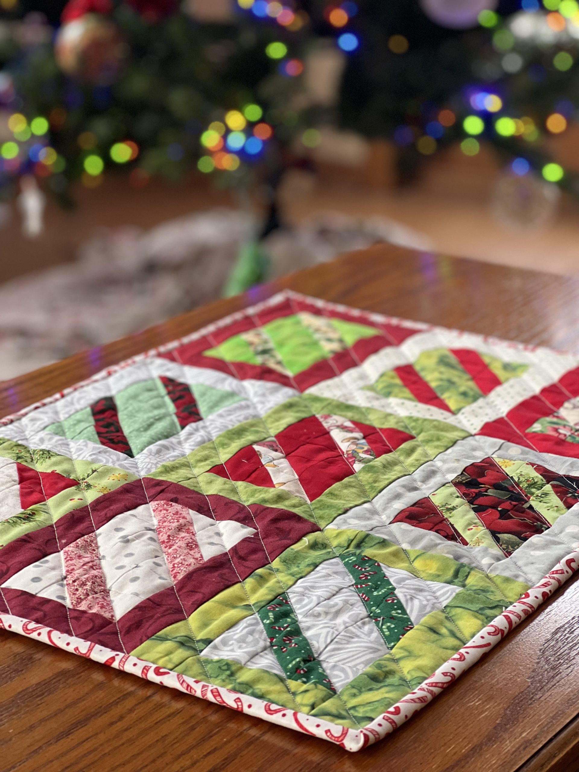 How to Make a Peppermint Sticks Scrap Quilt Block - Create with Claudia