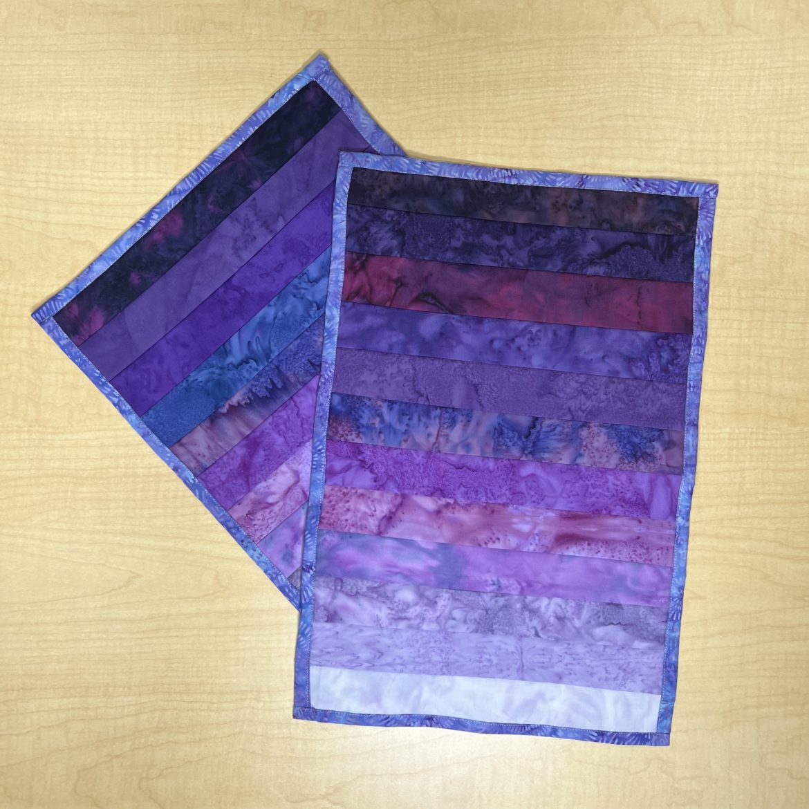 How to Make Self Binding Quilt as You Go Gradient Placemats - Create ...