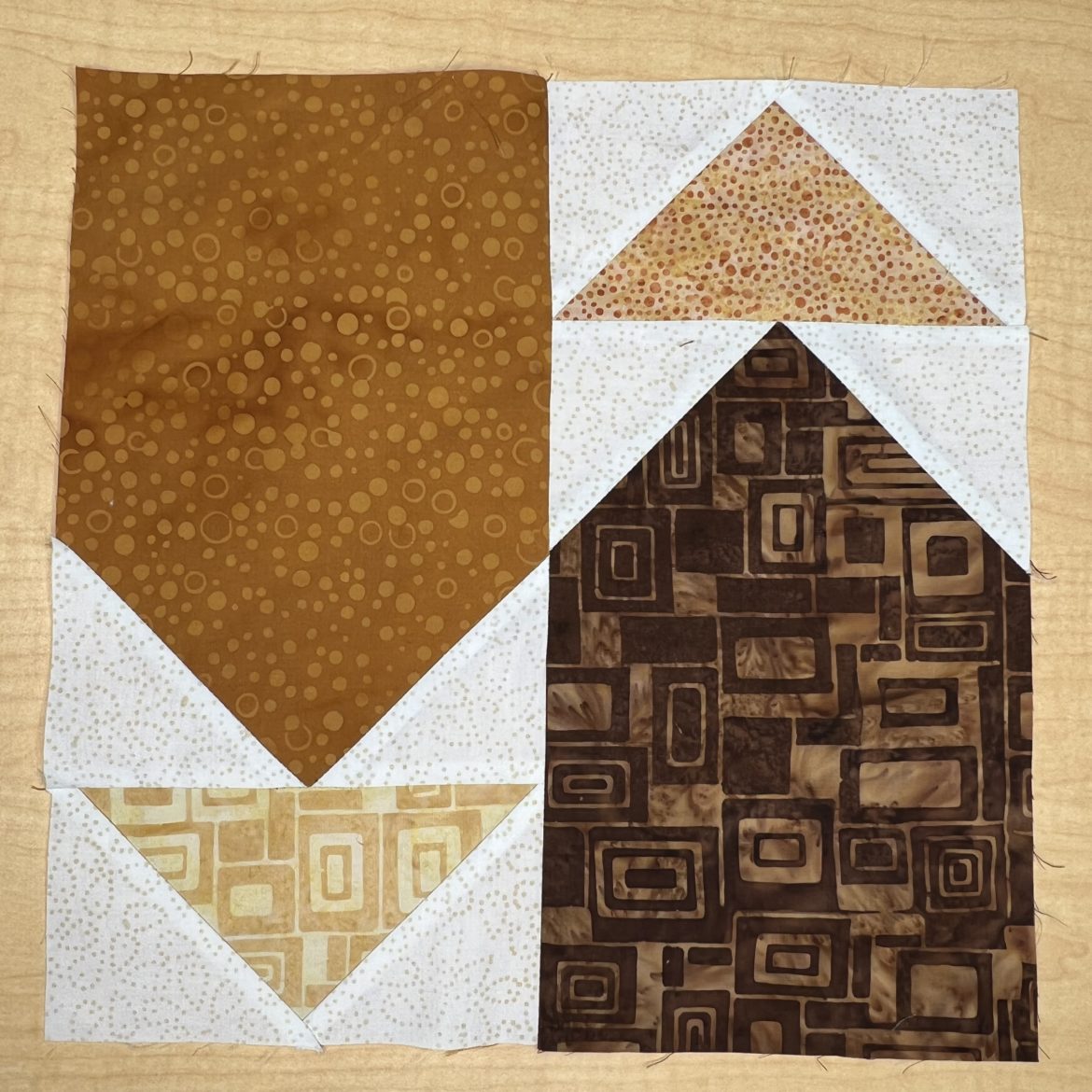 How to Make a Modern Double Arrow Quilt Block - Create with Claudia