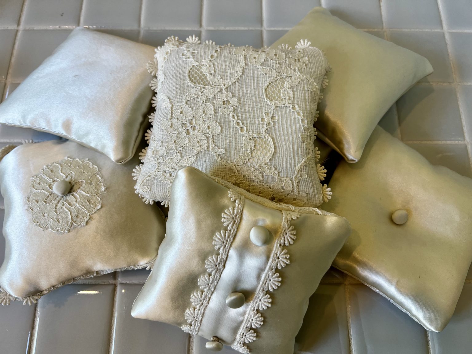 DIY Lavender Sachets - How to Make a Sachet out of an Old Wedding Dress ...