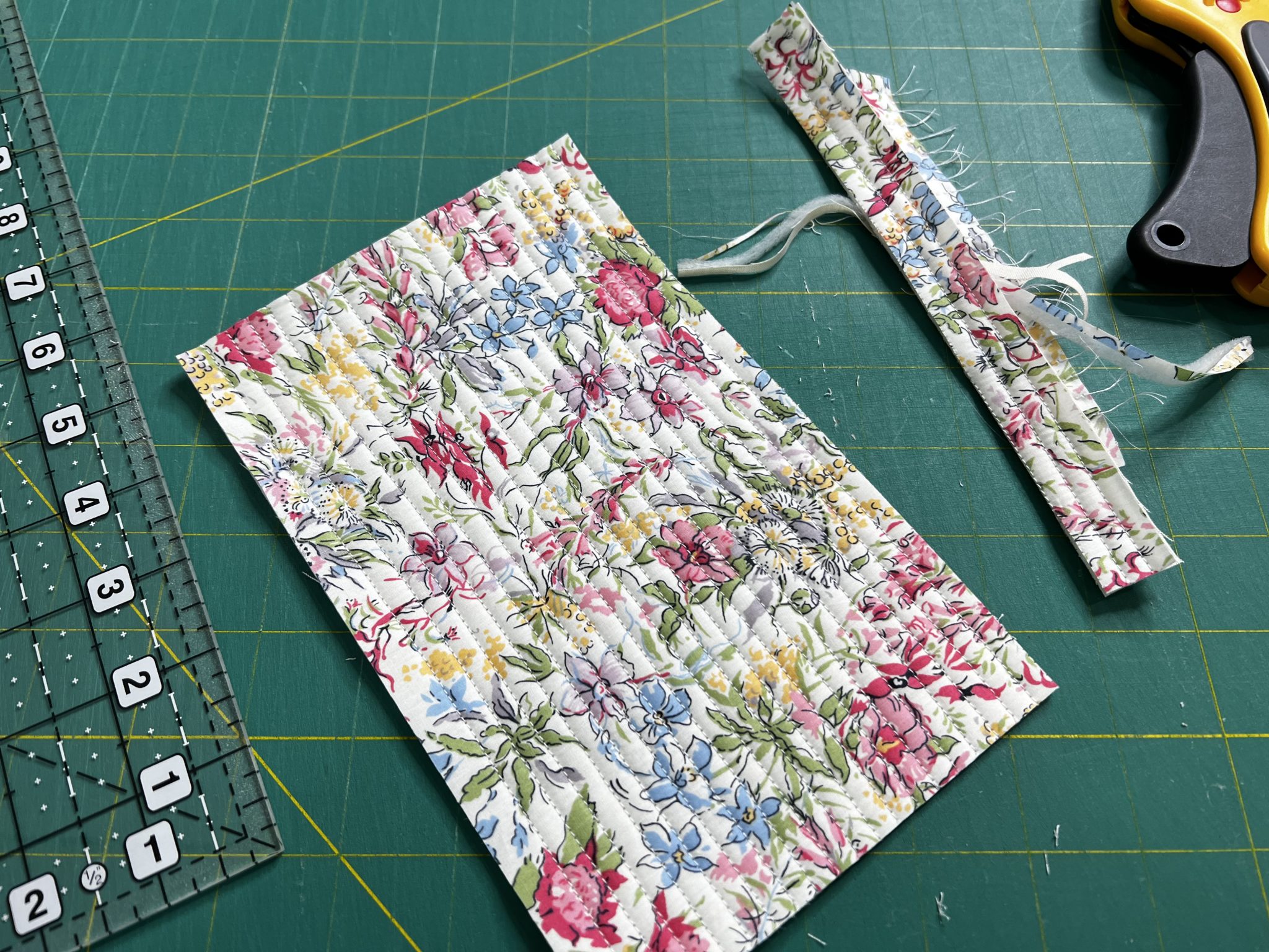 How to Make a Quilted Business Card Case - Create with Claudia