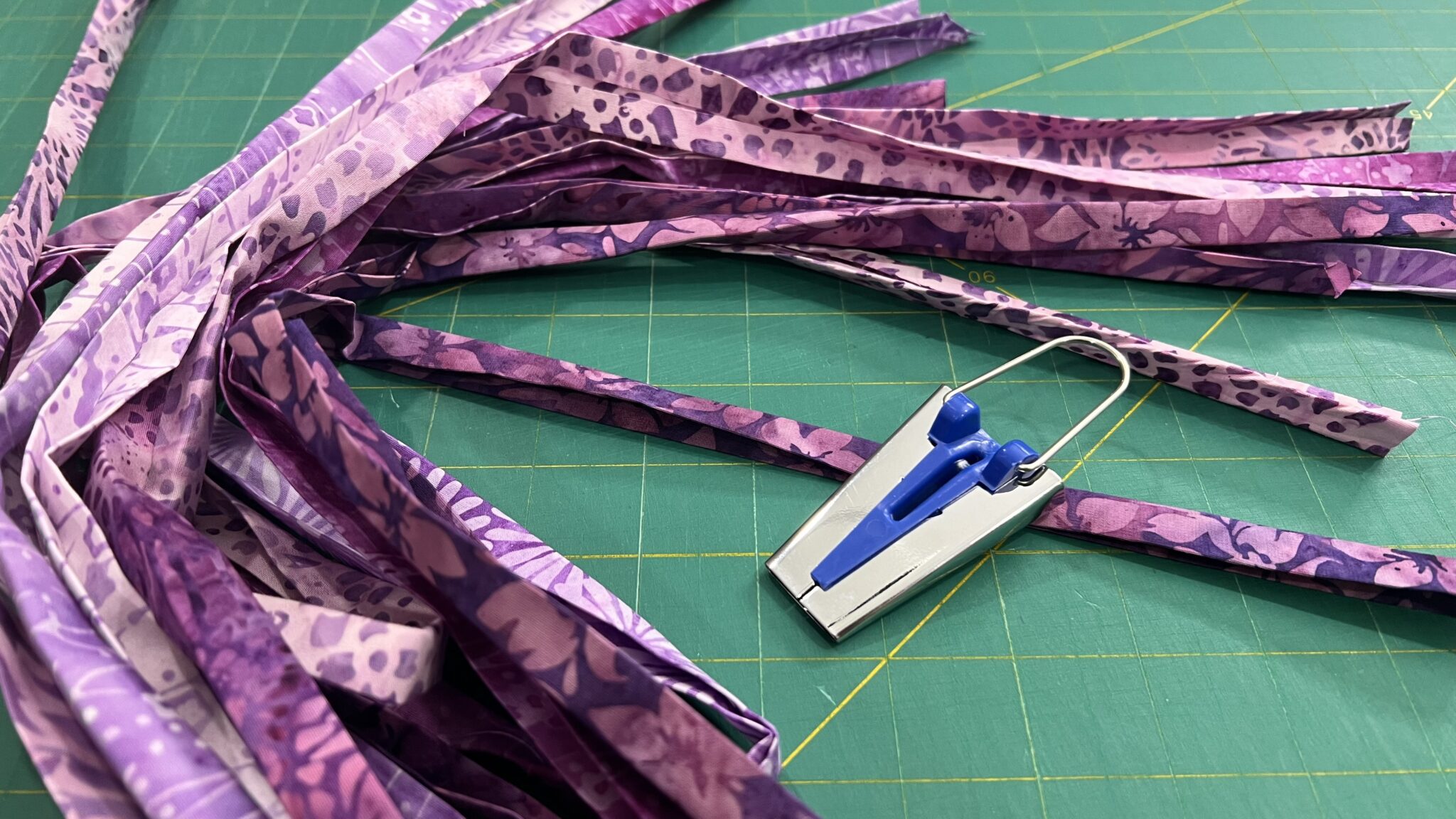 Woven Fabric Strips Lace Tutorial - Create with Claudia